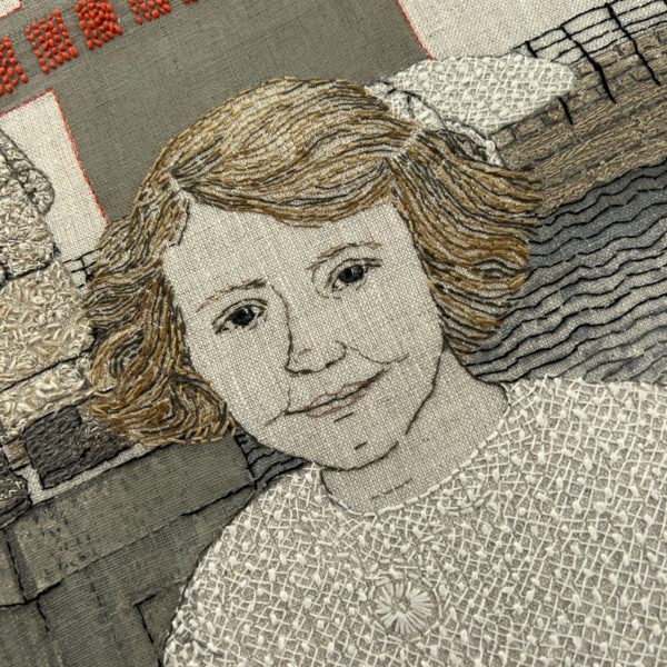 Sue Stone - Society of Designer Craftsmen