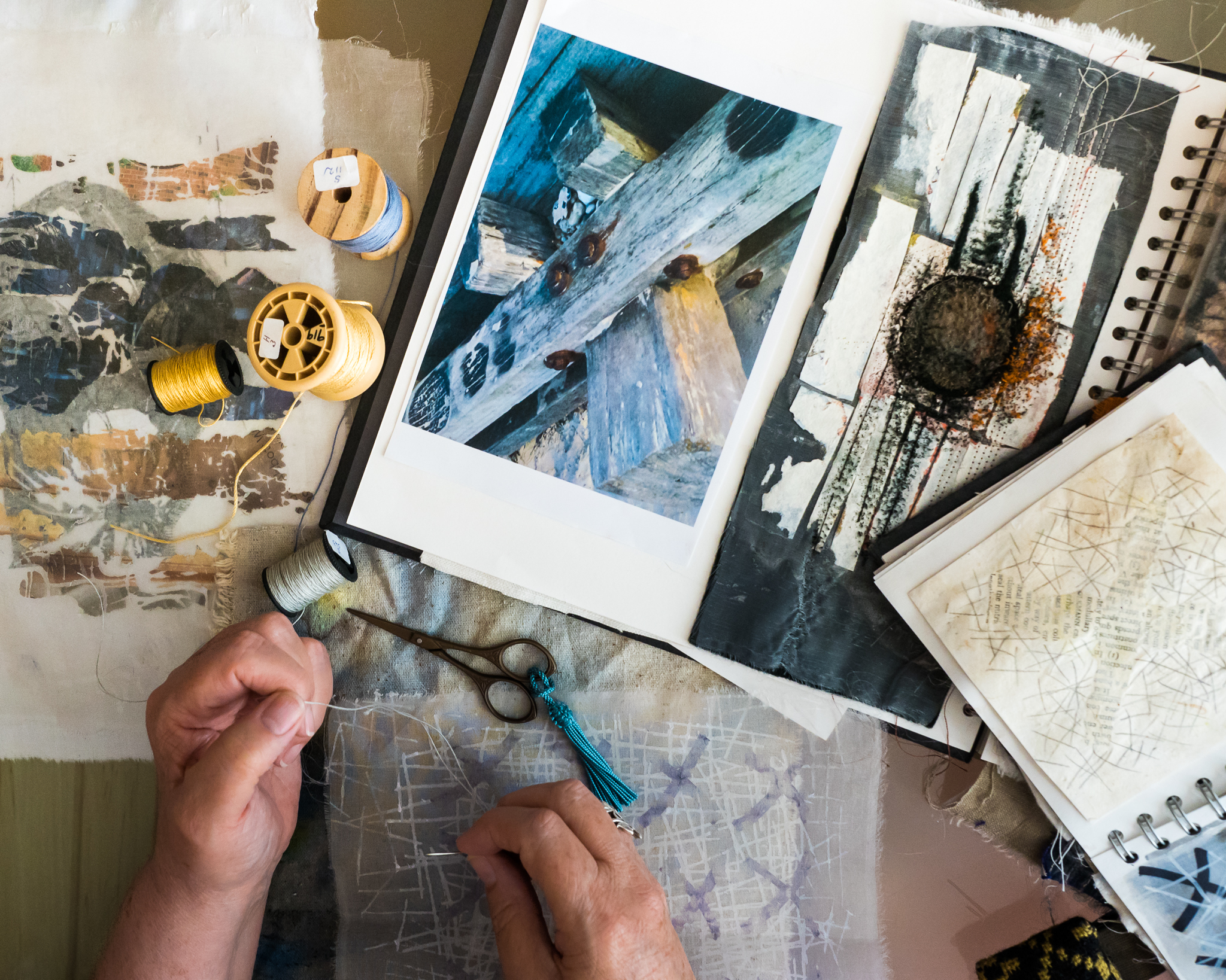 Dee Thomas - Society of Designer Craftsmen